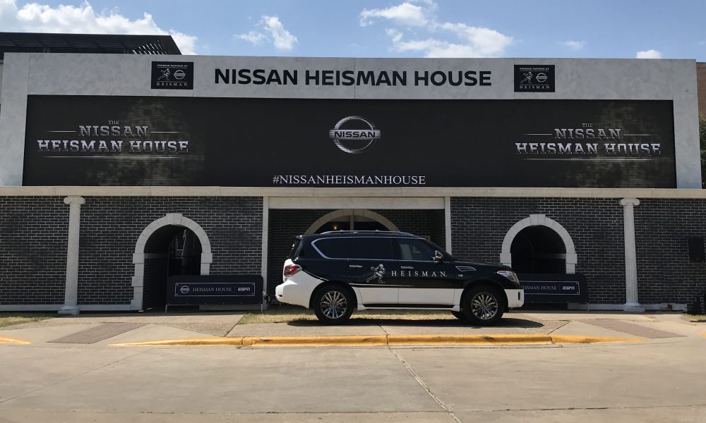 UK’S Tim Couch, Andre Woodson to Appear at the “Nissan Heisman House ...