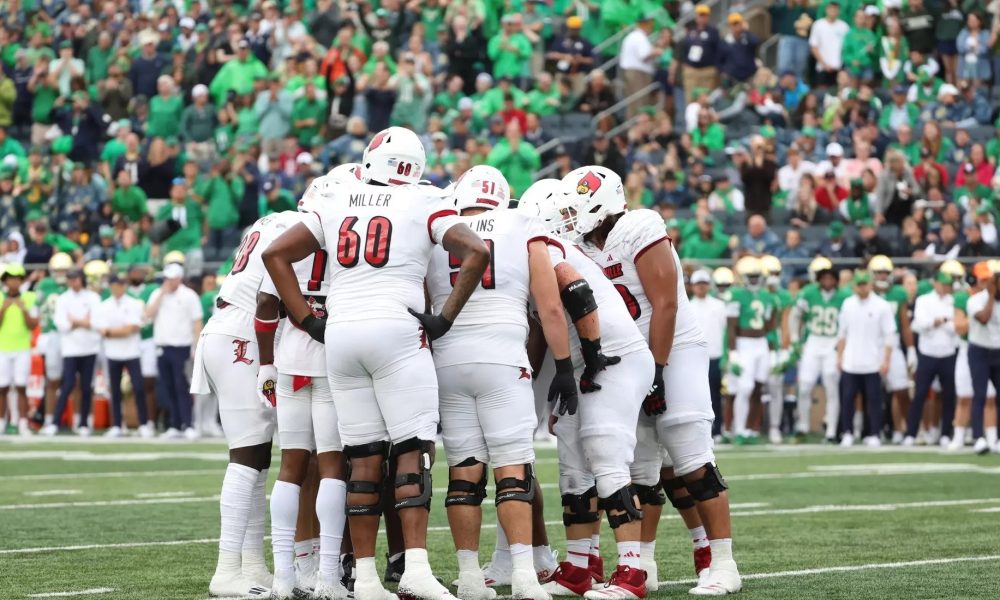 No.15 Cardinals Fall at No.16 Notre Dame, 31-24 – Bluegrass Sports Nation